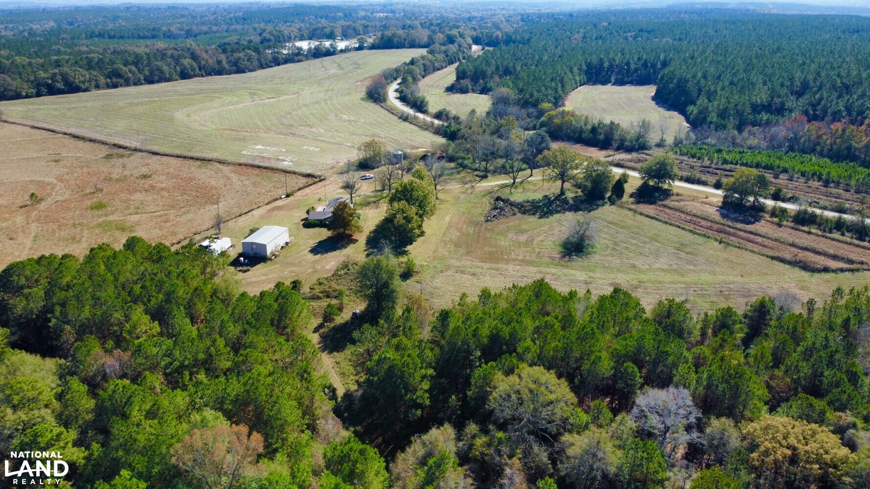 Louisville Home, Barn and Hunting Tract in Barbour County, Alabama (42 ...