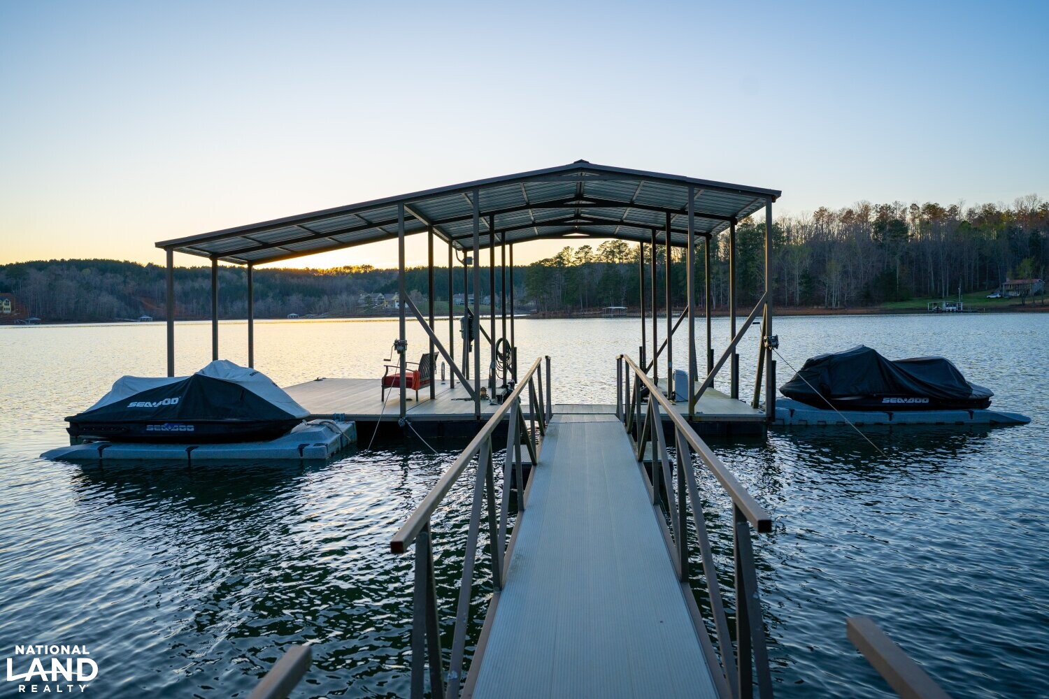 Smith Lake Home in Cullman County, Alabama (32 Photos) | National Land ...