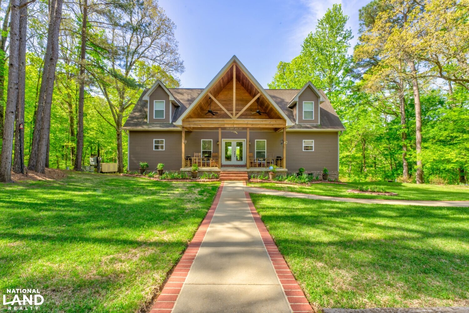 382 Acres of Timber Land with Lodge, Lake, and Bunk House in Grenada ...