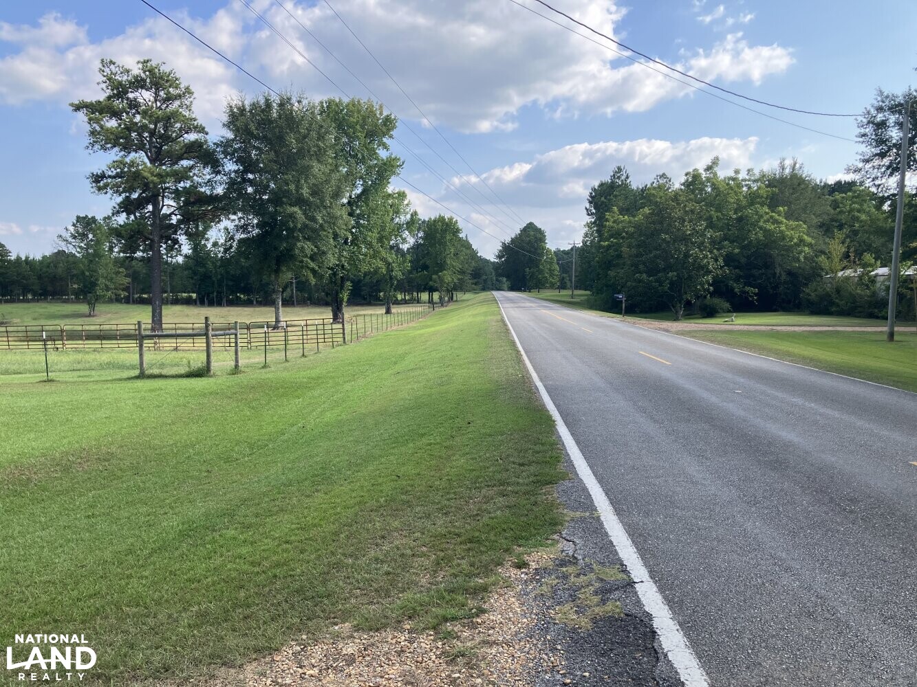 Mantee Home and Land Beauty in Webster County, Mississippi (25 Photos ...