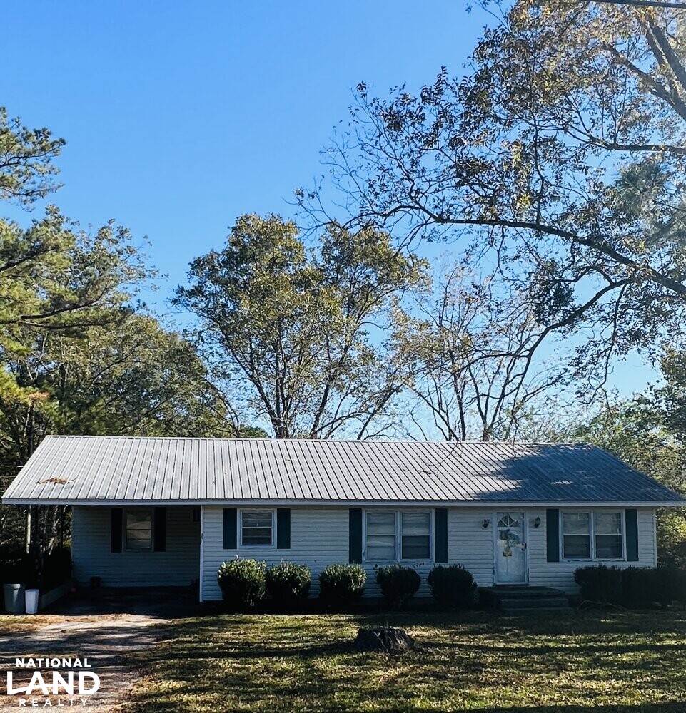 Fenn House in Barbour County, Alabama (20 Photos) | National Land Realty