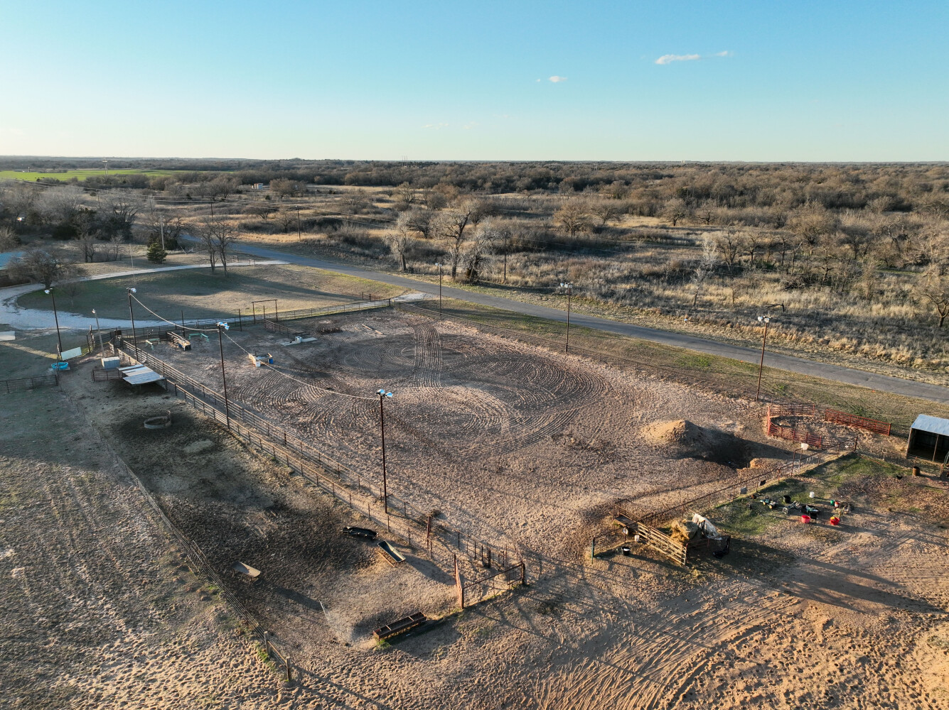 Dover House, Barn and Roping Arena in Kingfisher County, Oklahoma (54 ...