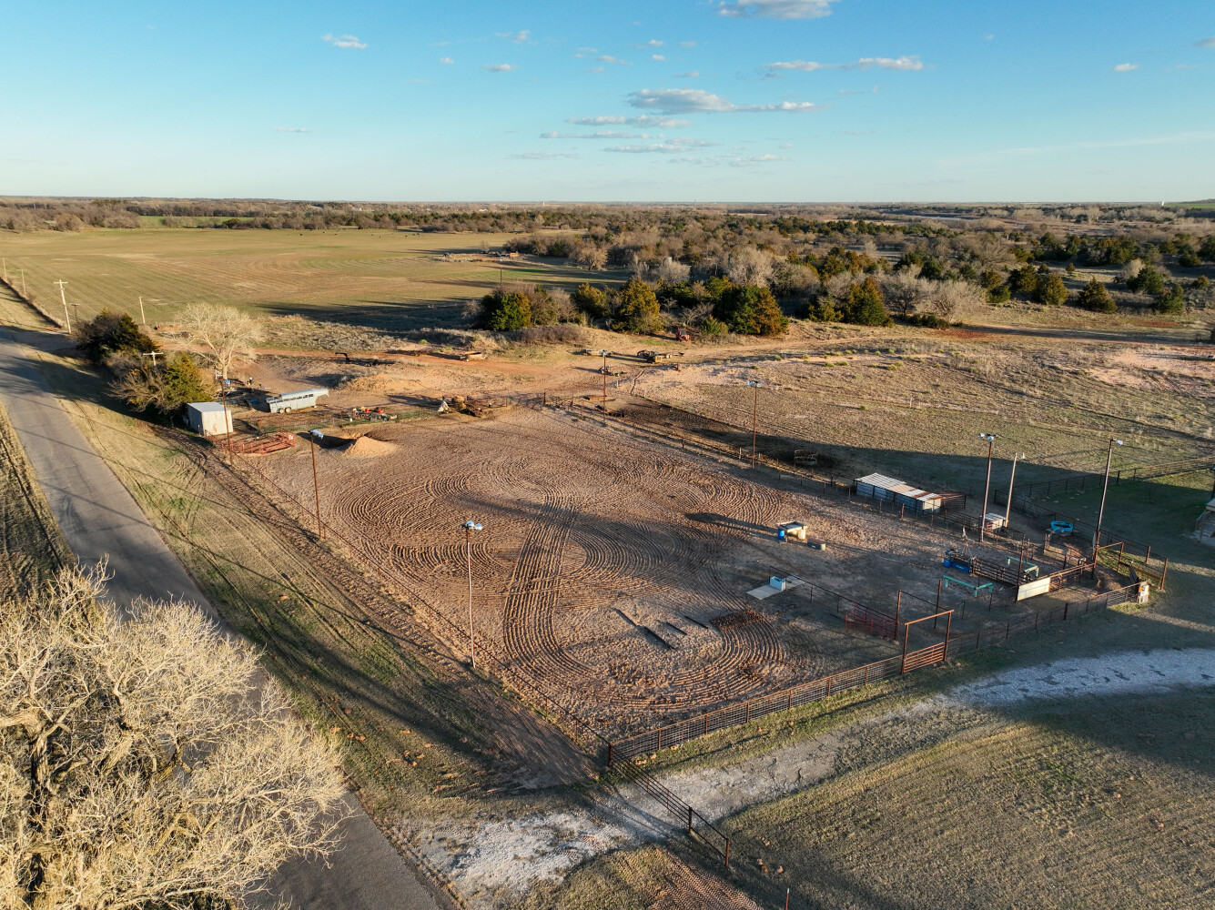 Dover House, Barn and Roping Arena in Kingfisher County, Oklahoma (54 ...