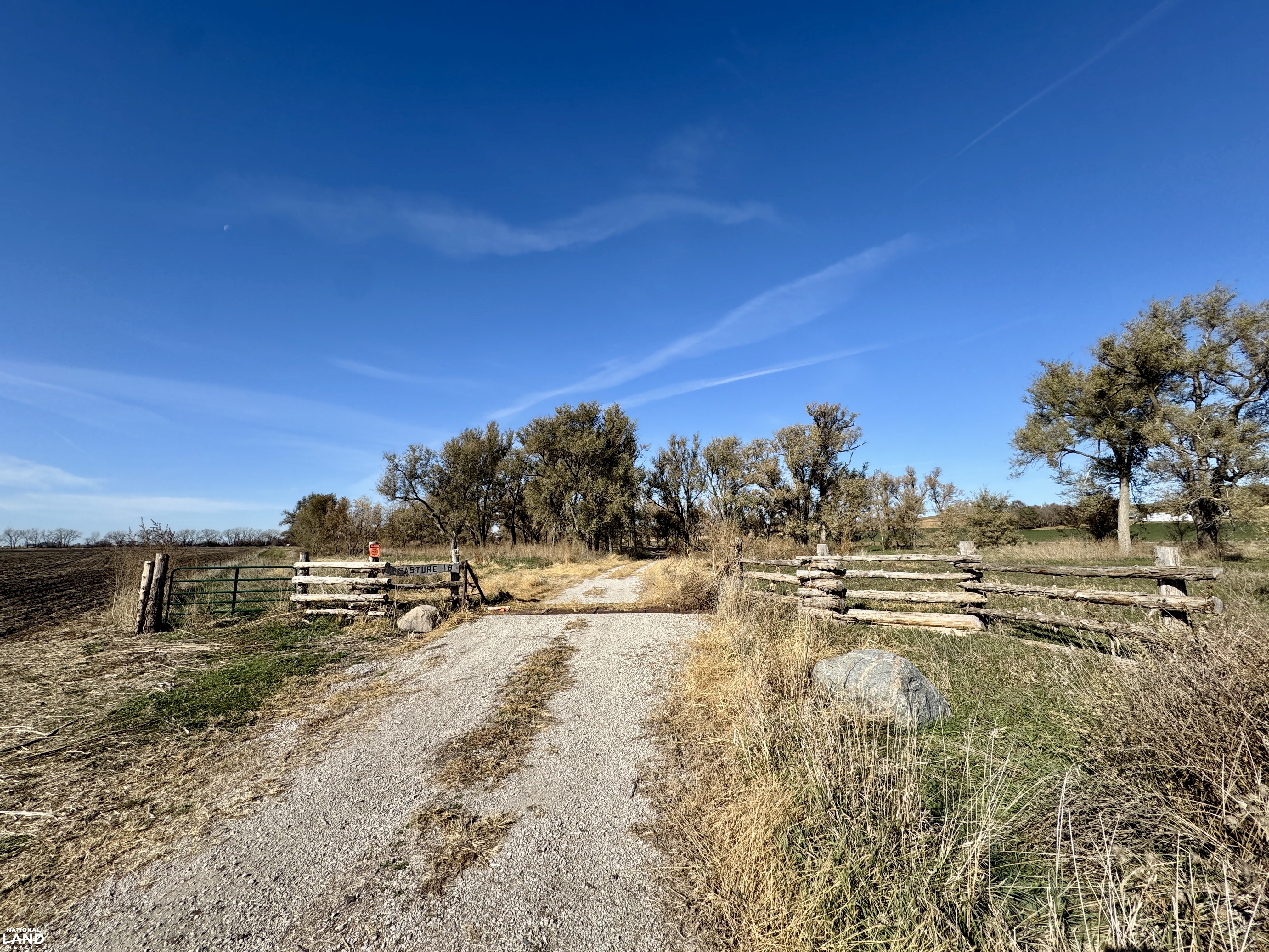Frontier Living in Dodge County, Nebraska (36 Photos) | National Land ...